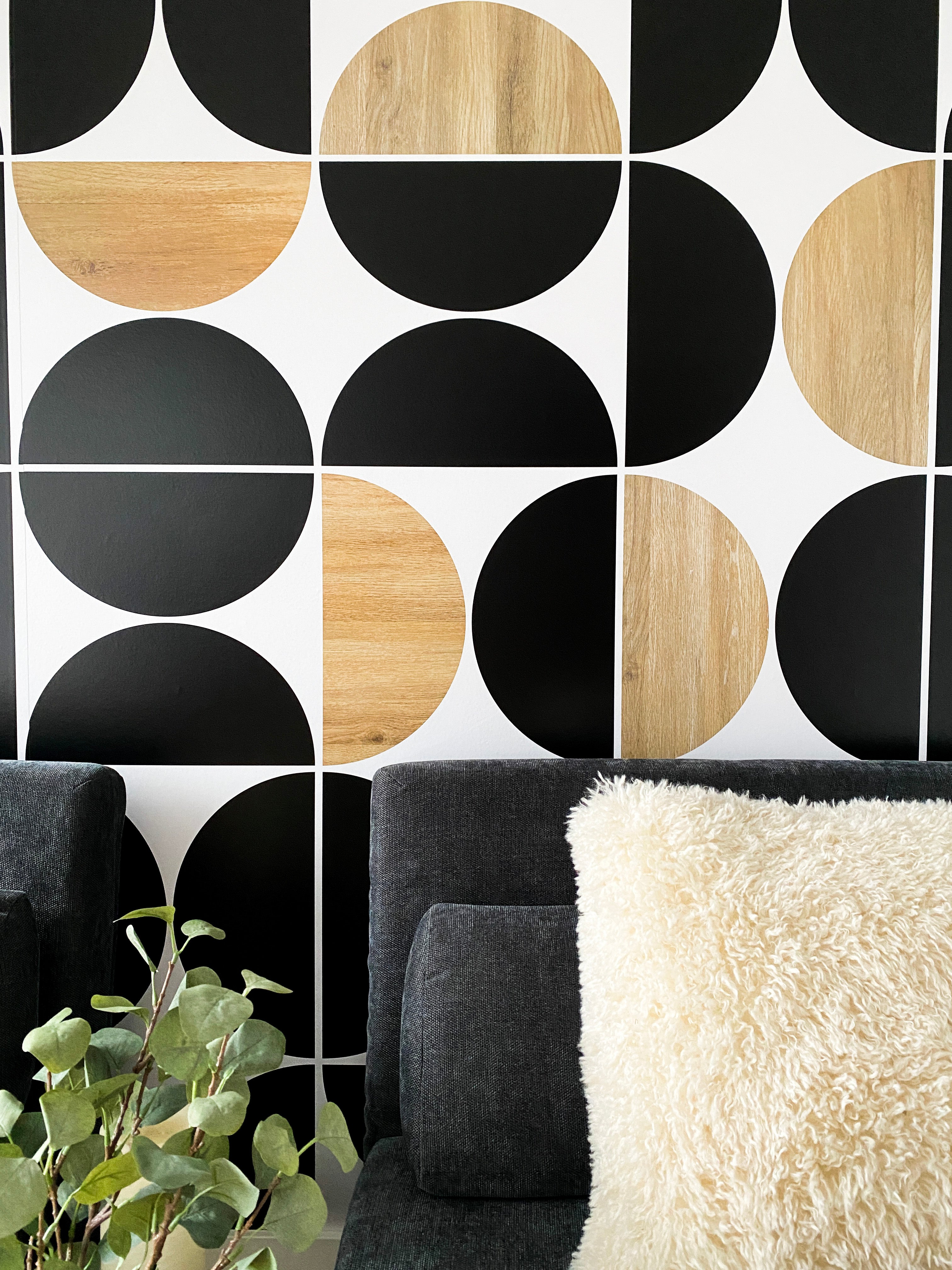 Mid Mod Circles – Curated Walls